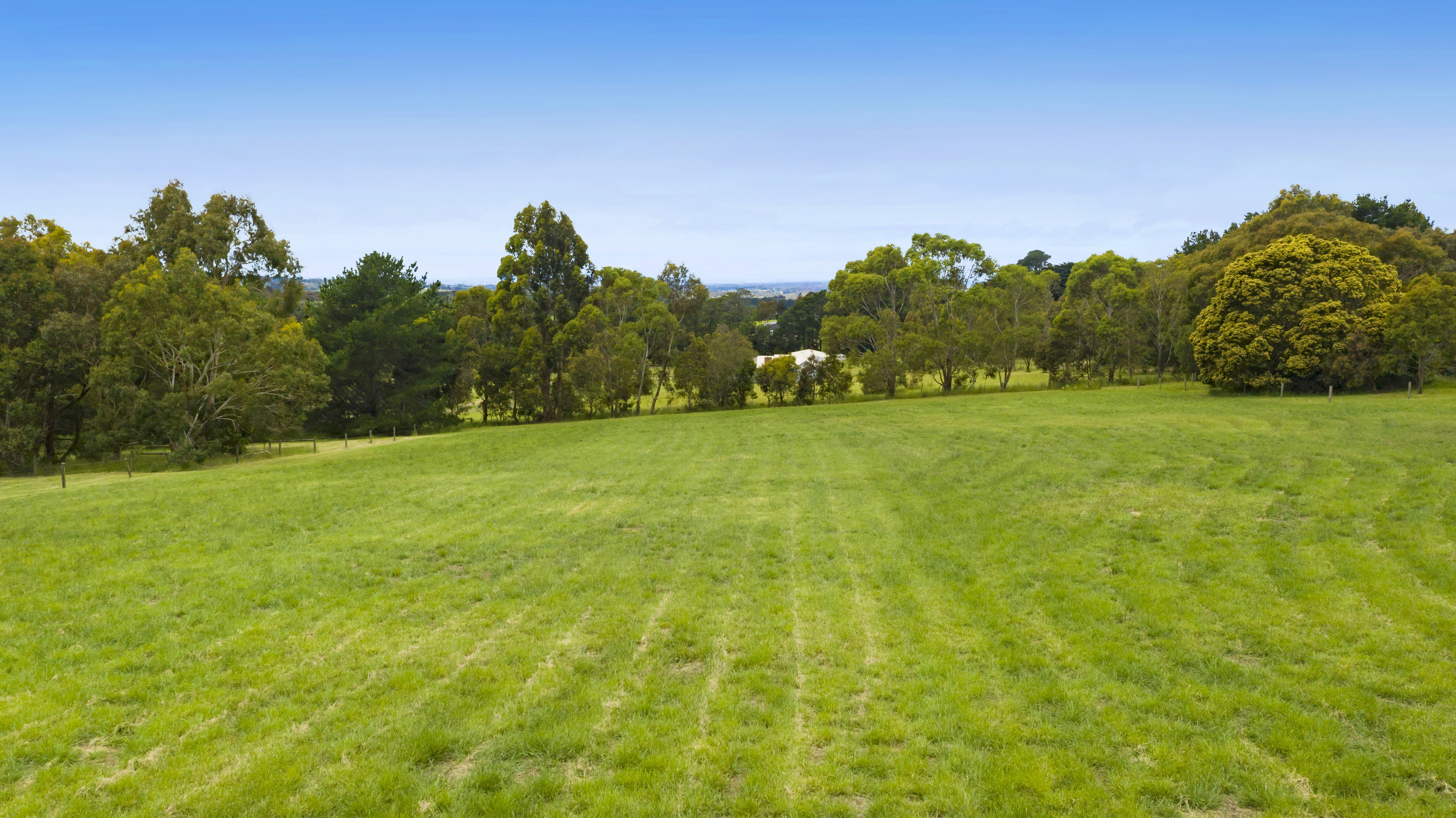 7 Acres - Escape the World - Love the Peninsula