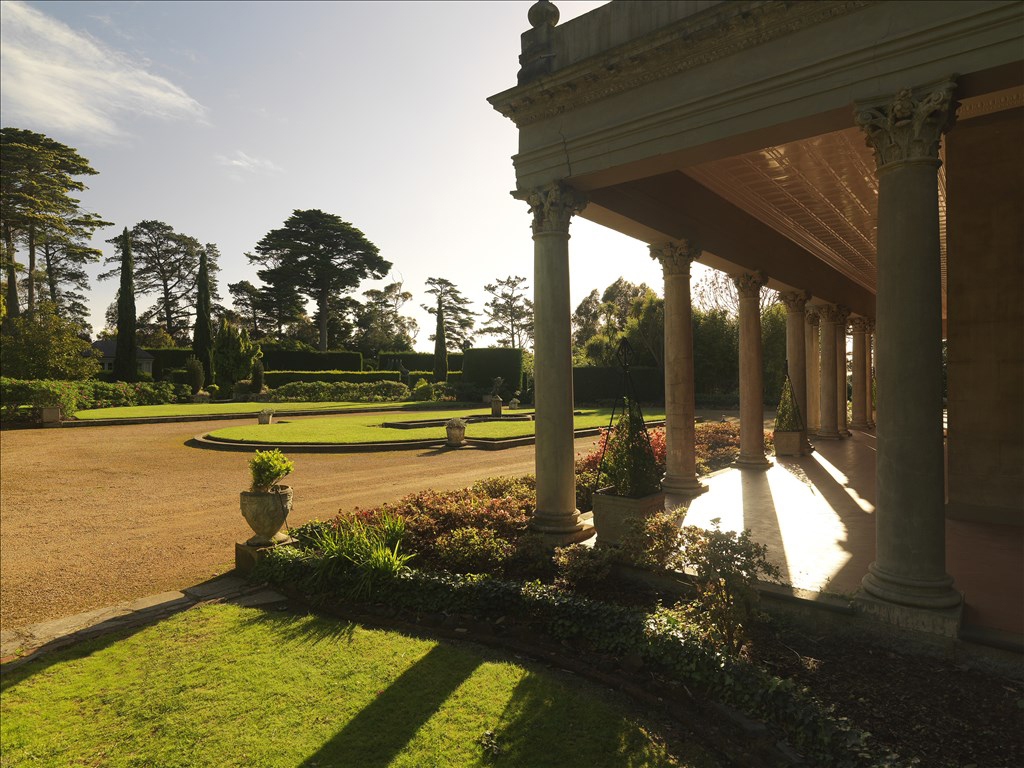 Beleura House & Garden Twilight Tour - Love the Peninsula